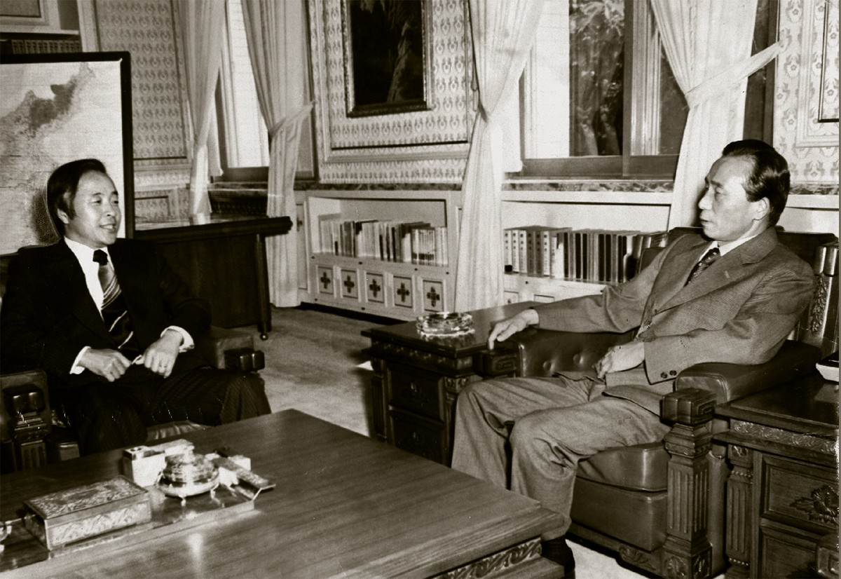 [특별기고] ‘김영삼 취재 20년’ 전육 전 중앙일보 편집국장의 비망록