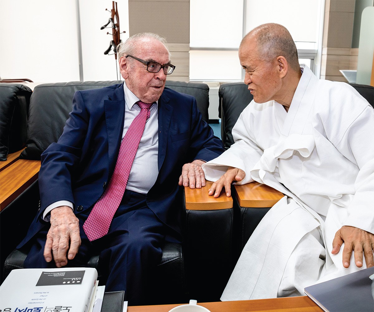 [종교개혁 500년 특별기획] 동서 석학의 만남- 도올이 묻고, 몰트만이 답하다